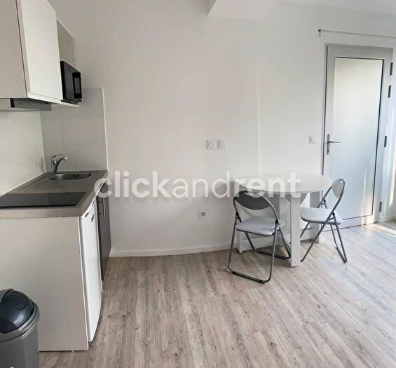 Appartement à louer - Haut Guichet-Centre Ouest, Orsay - 1 pièce