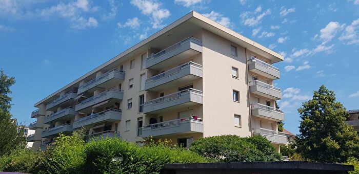 Appartement à louer - Annecy, Parmelan, Albigny - 4 pièces - 3 chambres