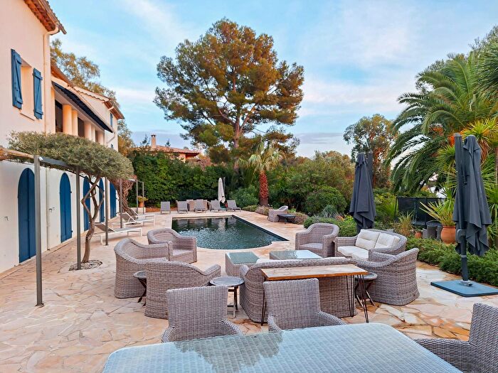 Maison 20 pièces à vendre à La Croix-Valmer