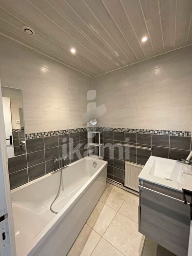 Appartement à vendre - Bourg-lès-Valence, Jean Moulin - 2 pièces - 1 chambre