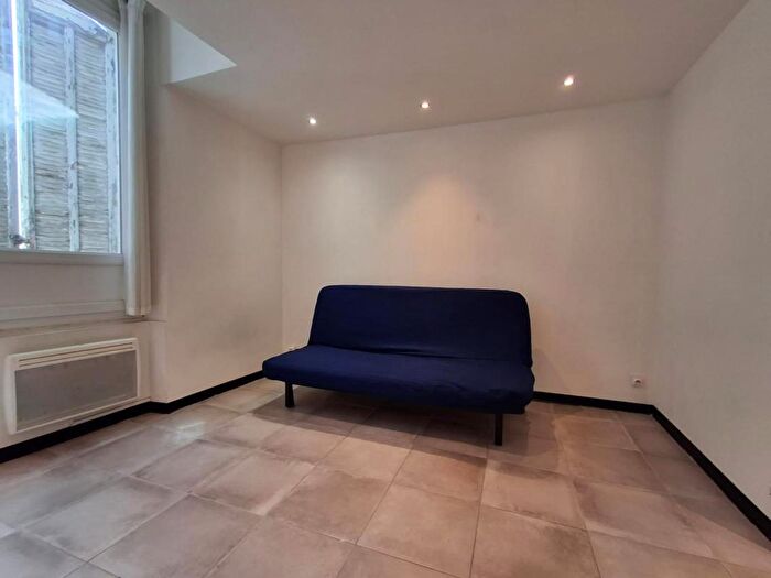 Marseille 6ème, Cours julien, Notre-Dame-des-Monts : Appartement 1 pièce à louer