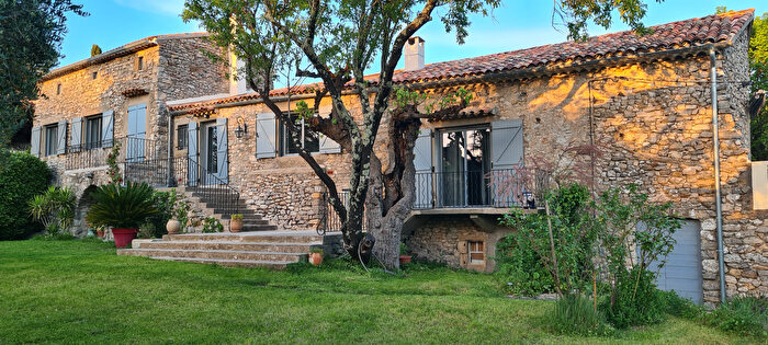 Maison à vendre - Saint-Christol-lès-Alès - 7 pièces - 4 chambres