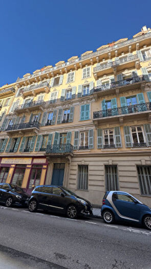 Appartement 3 pièces à Nice, Carabacel, à vendre