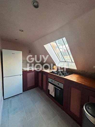 Appartement à louer - Saint Gervais, Paris ème arrondissement - 3 pièces - 2 chambres