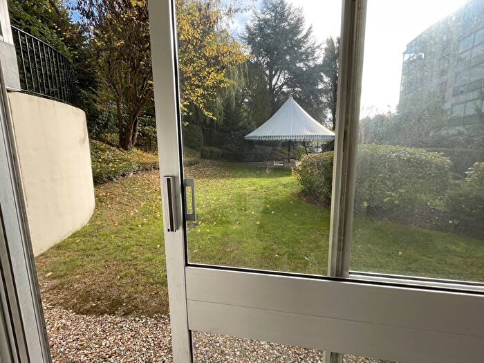 Appartement à louer - Le Chesnay-Rocquencourt - 1 pièce