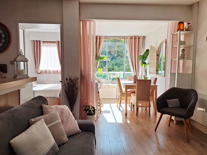 Appartement à vendre - Sanary-sur-Mer, La Cride, Beau Cours - 2 pièces - 1 chambre