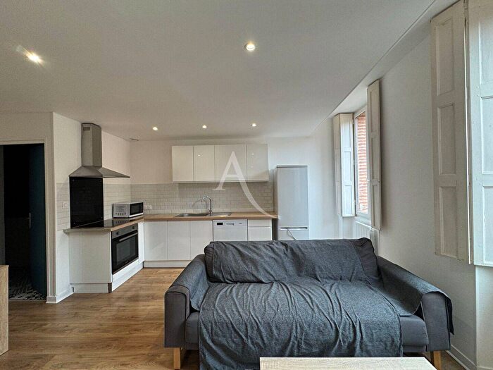Vieux Gaillac : Appartement 3 pièces à louer