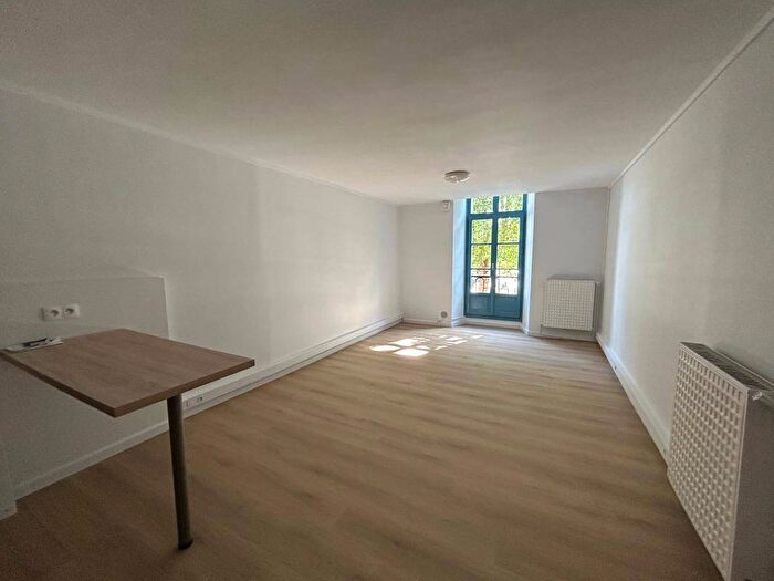 Ouest Péri-Centre Ville, Vannes : Appartement 2 pièces à louer