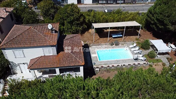 Maison à vendre - Sarrola-Carcopino - 4 pièces - 3 chambres