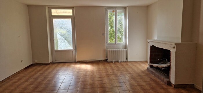 Maison à louer - Cussac-Fort-Médoc - 3 pièces - 2 chambres