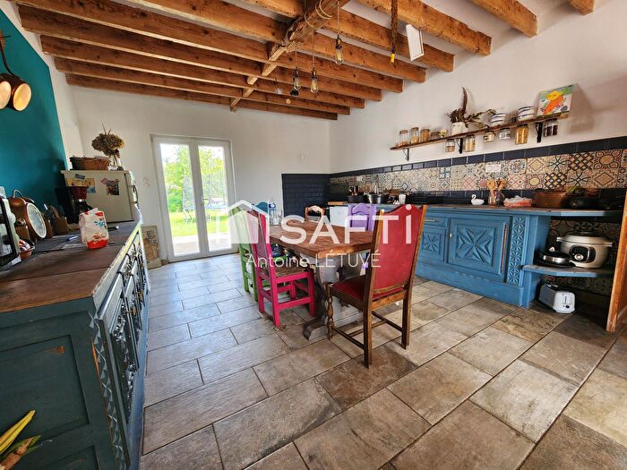 Maison 7 pièces à Foucaucourt-en-Santerre, à vendre