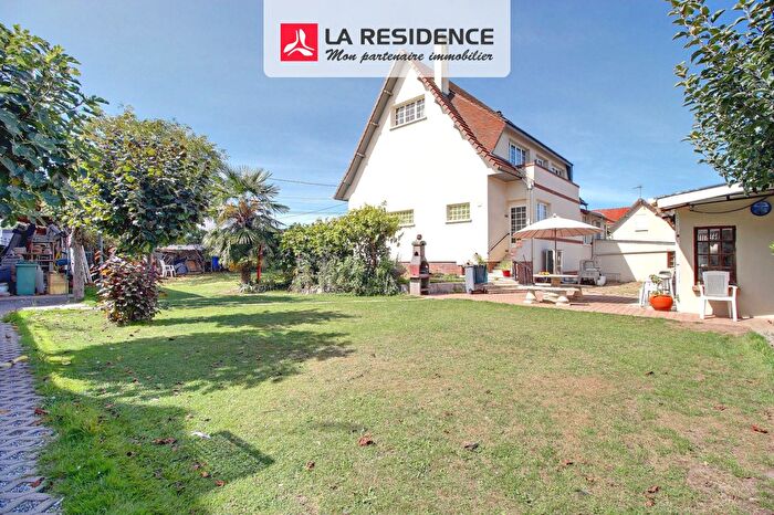Oissel - Maison 8 pièces à vendre