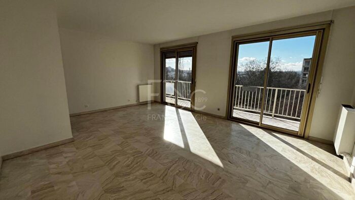 Appartement à louer - Charlier, Écully - 3 pièces - 2 chambres