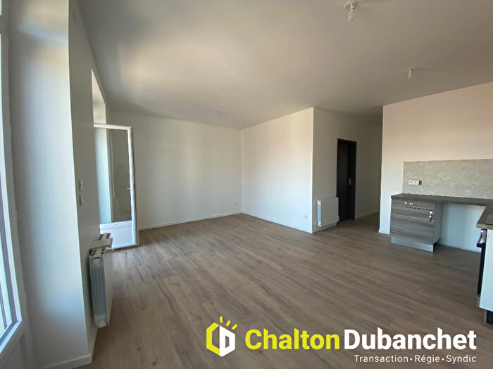 Roanne, Centre-ville, Varenne : Appartement 2 pièces à louer