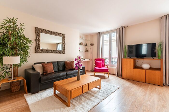 Appartement 2 pièces à Paris 2ème, Montorgueil, Etienne Marcel, à louer