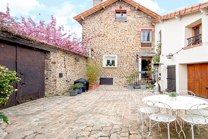 Maison 9 pièces à Fontenay-sous-Bois, Centre-ville, à vendre