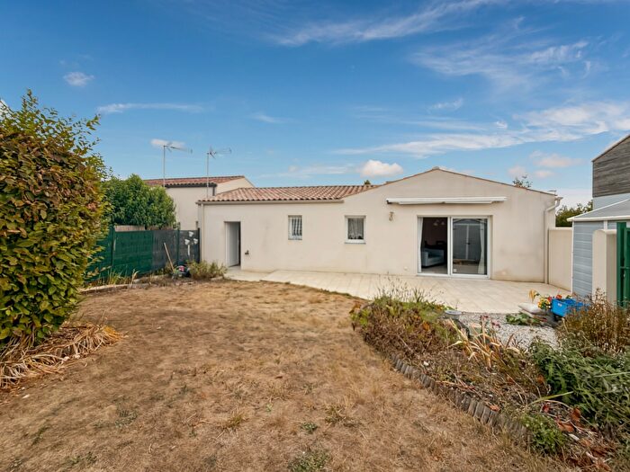 Sainte-Soulle : Maison 3 pièces à vendre