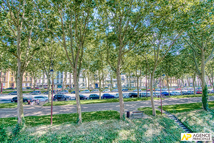 Appartement 5 pièces à vendre - Versailles, Notre Dame