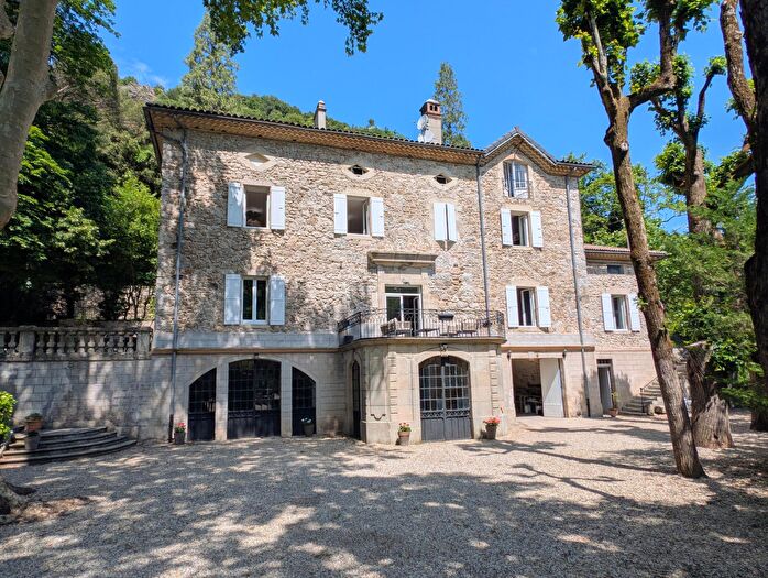Maison 11 pièces à Asperjoc, à vendre