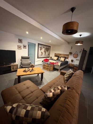 Appartement 1 pièce à louer - Méounes-lès-Montrieux
