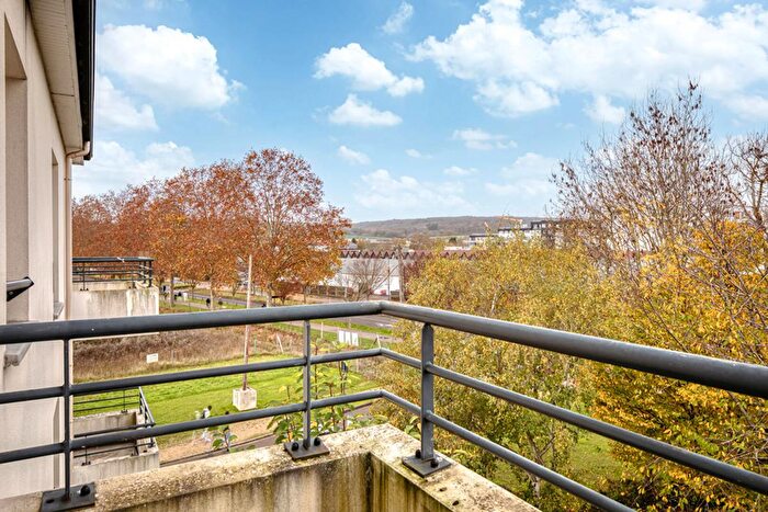 Appartement à vendre - Val-de-Reuil, Pont Vert - 2 pièces - 1 chambre