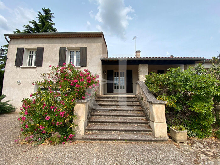 Maison à vendre - Carpentras, Est - 5 pièces - 3 chambres