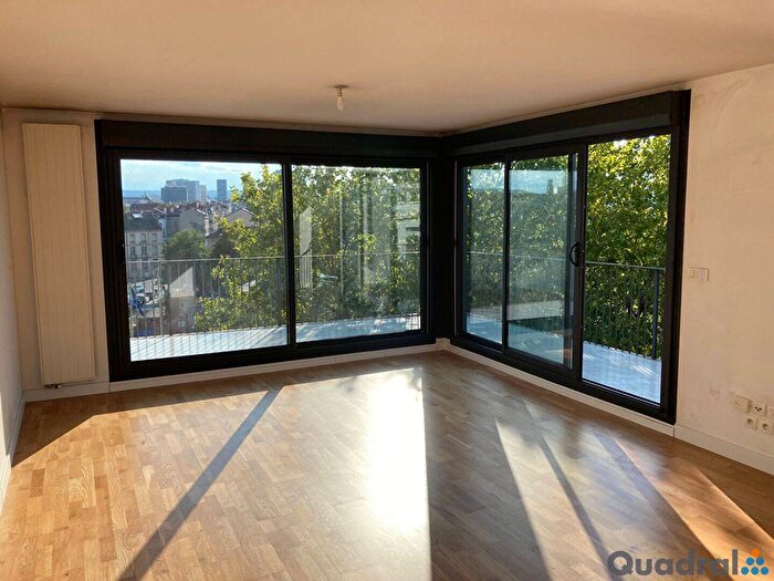 Stanislas-Meurthe, Nancy : Appartement 4 pièces à louer