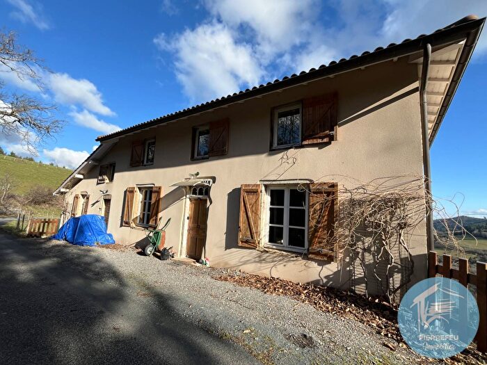 Maison à louer - Saint-Clément-sur-Valsonne - 6 pièces - 5 chambres
