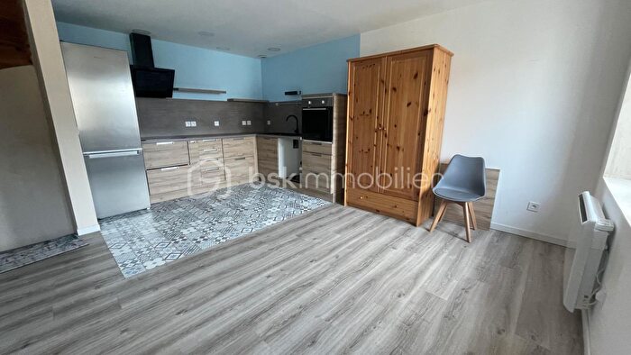 Maison à vendre - Saint-Alban-sur-Limagnole - 5 pièces - 4 chambres