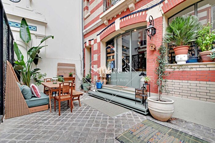 Maison 5 pièces à Paris 17ème, Porte de Clichy, à vendre