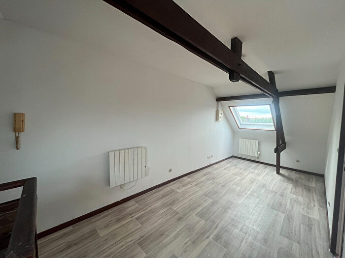 Calais, Crèvecoeur : Appartement 2 pièces à louer