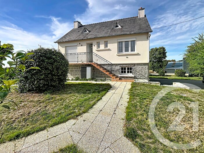 Maison 5 pièces à vendre à Aucaleuc