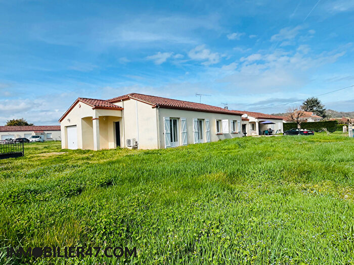 Maison à louer - Granges-sur-Lot - 4 pièces - 3 chambres