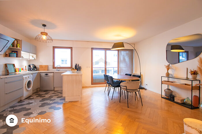 Appartement à vendre - Issy-les-Moulineaux, Les Iles, La Ferme - 3 pièces - 2 chambres