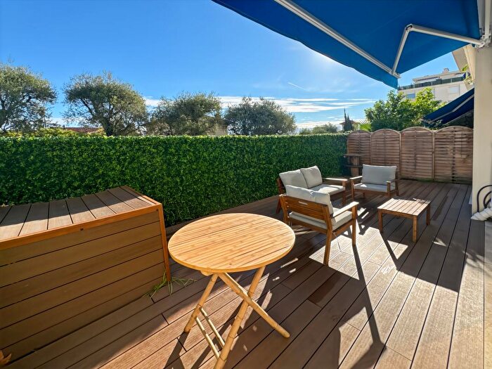 Appartement à vendre - Nice, Madeleine - 3 pièces - 2 chambres