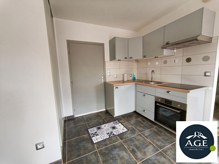 Appartement 1 pièce à Épernon, à louer
