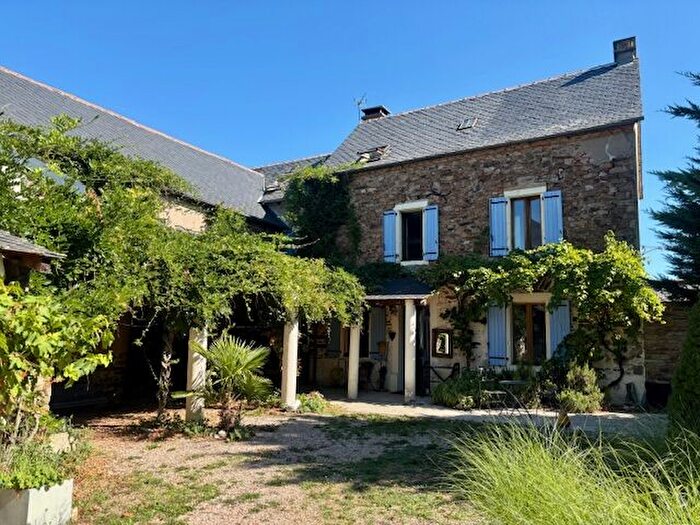 Maison à vendre - Lédergues - 8 pièces - 5 chambres