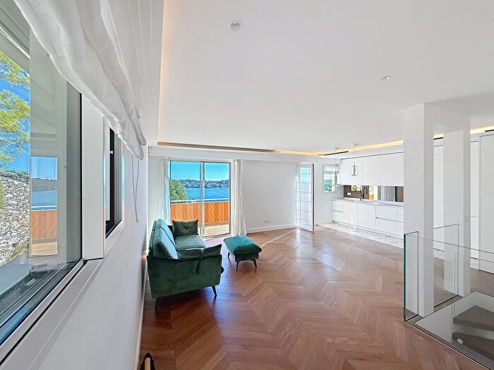 Appartement à vendre - Villefranche-sur-Mer - 3 pièces - 2 chambres