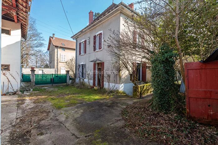 Maison à vendre - Corbelin - 9 pièces - 5 chambres