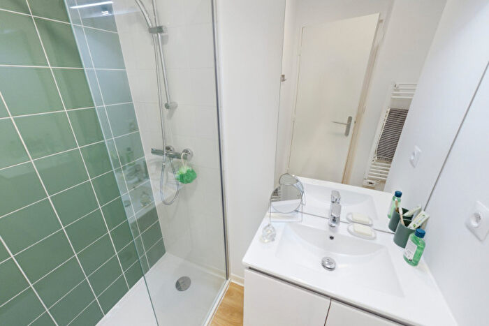 Appartement à louer - Clermont-Ferrand, Vallières, Sallins, Poncillon - 2 pièces - 1 chambre