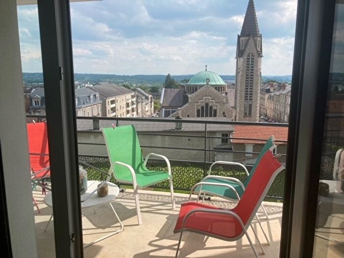 Appartement à louer - Limoges, Centre-ville, Hôtel de Ville, Emailleurs - 2 pièces - 1 chambre