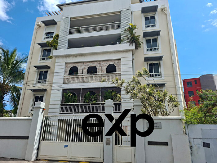 Saint-Denis, Centre-ville - Appartement 3 pièces à vendre