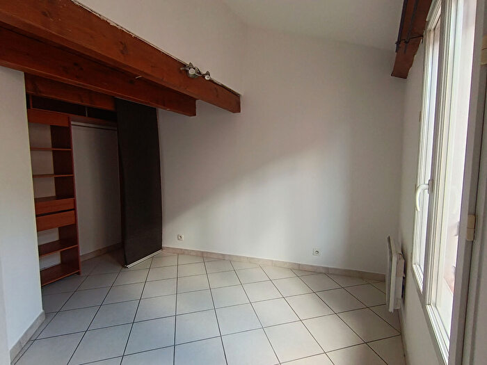 Appartement à louer - La Farlède - 2 pièces - 1 chambre