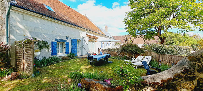 Maison à vendre - Saint-Georges-sur-Cher - 13 pièces - 8 chambres