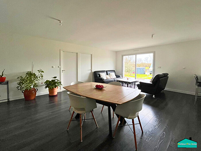 Maison à vendre - Pont-Saint-Martin - 5 pièces - 3 chambres