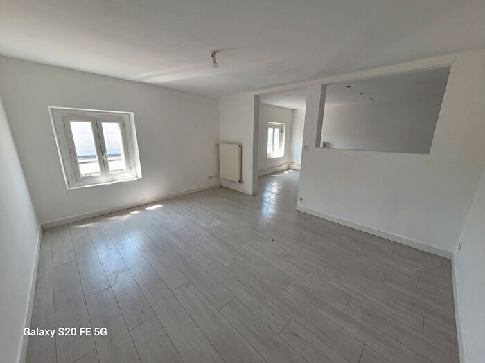 Meaux, Marché, Grande île, Clos Godet : Appartement 3 pièces à louer