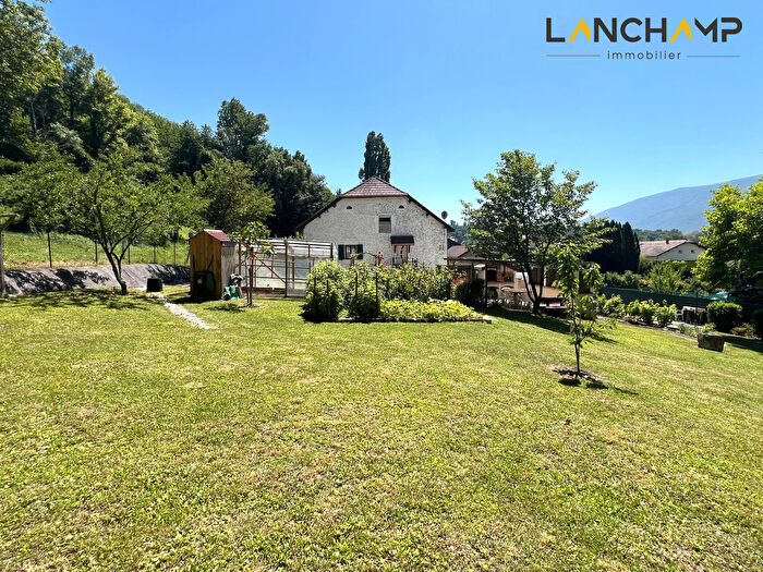 Seyssel : Maison 6 pièces à vendre