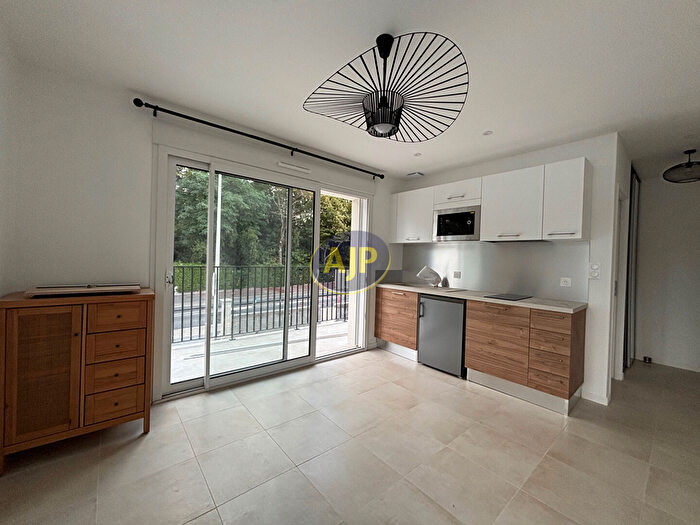 Appartement à vendre - Talence, Fauvettes, Peylanne, Plume - 2 pièces - 1 chambre