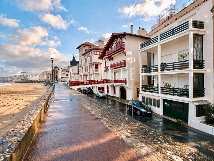 Appartement à vendre - Saint-Jean-de-Luz, Centre-ville - 3 pièces - 2 chambres