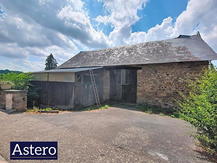Condat-sur-Ganaveix - Maison 2 pièces à vendre